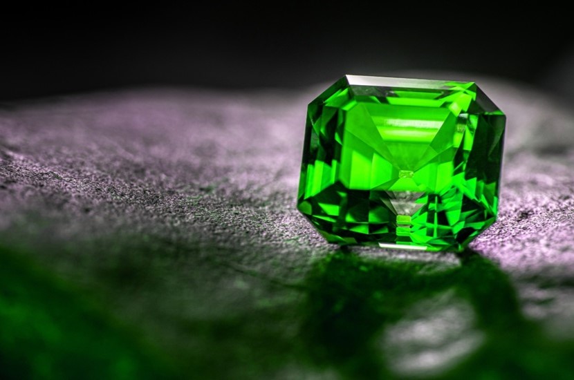 Emerald Elegance: Unveiling the Timeless Beauty of Ireland’s Favorite ...